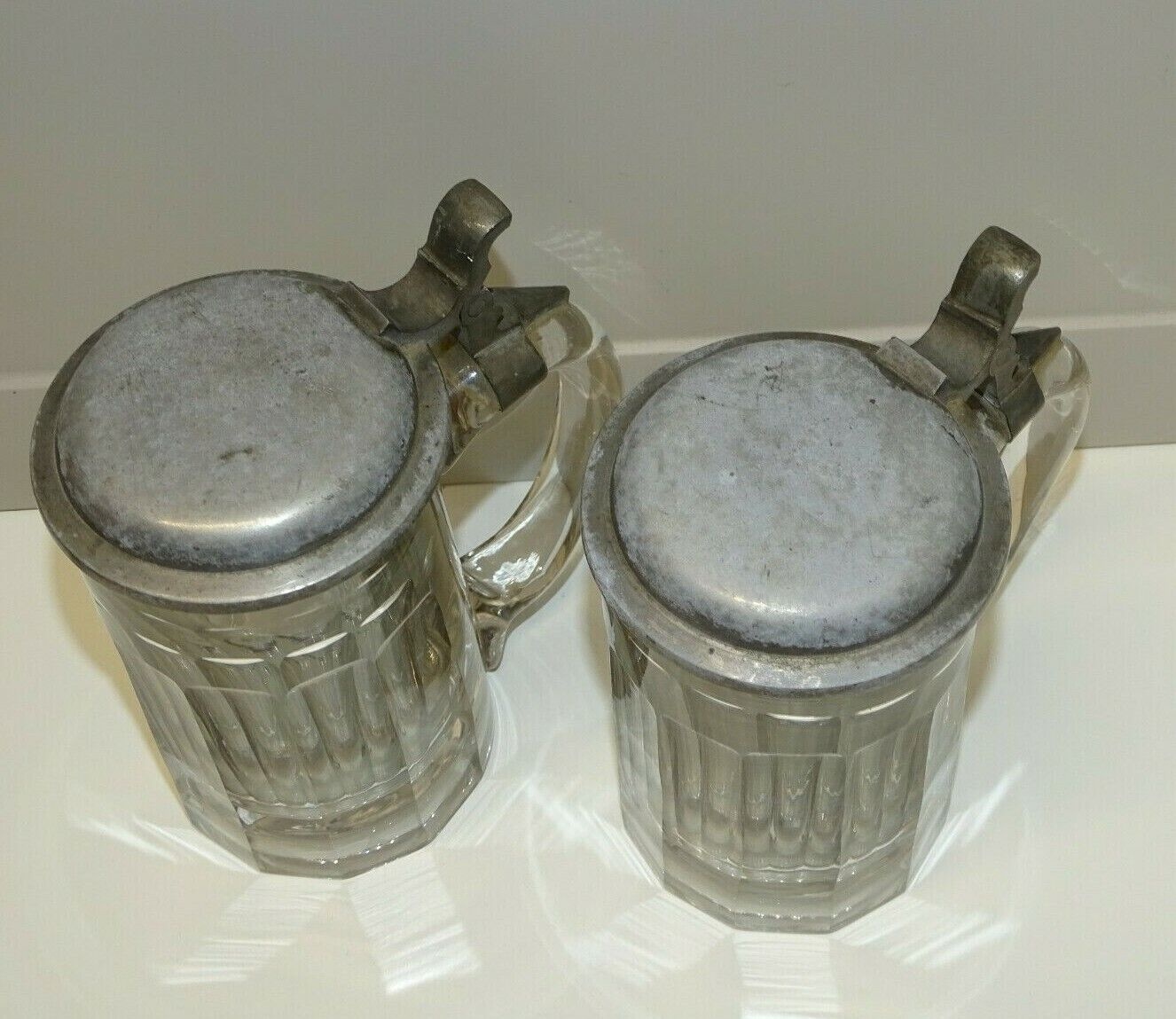 *2 CHOPES ANCIENNES CRISTAL EPAIS PANS COUPES COUVERCLES ETAIN ...