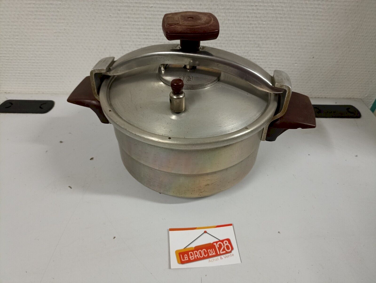ANCIENNE COCOTTE MINUTE SEB Alu - 4.5L 4.5 Litres + soupape Gris/Naturel Bois/Cuivre/Métal - Vendu