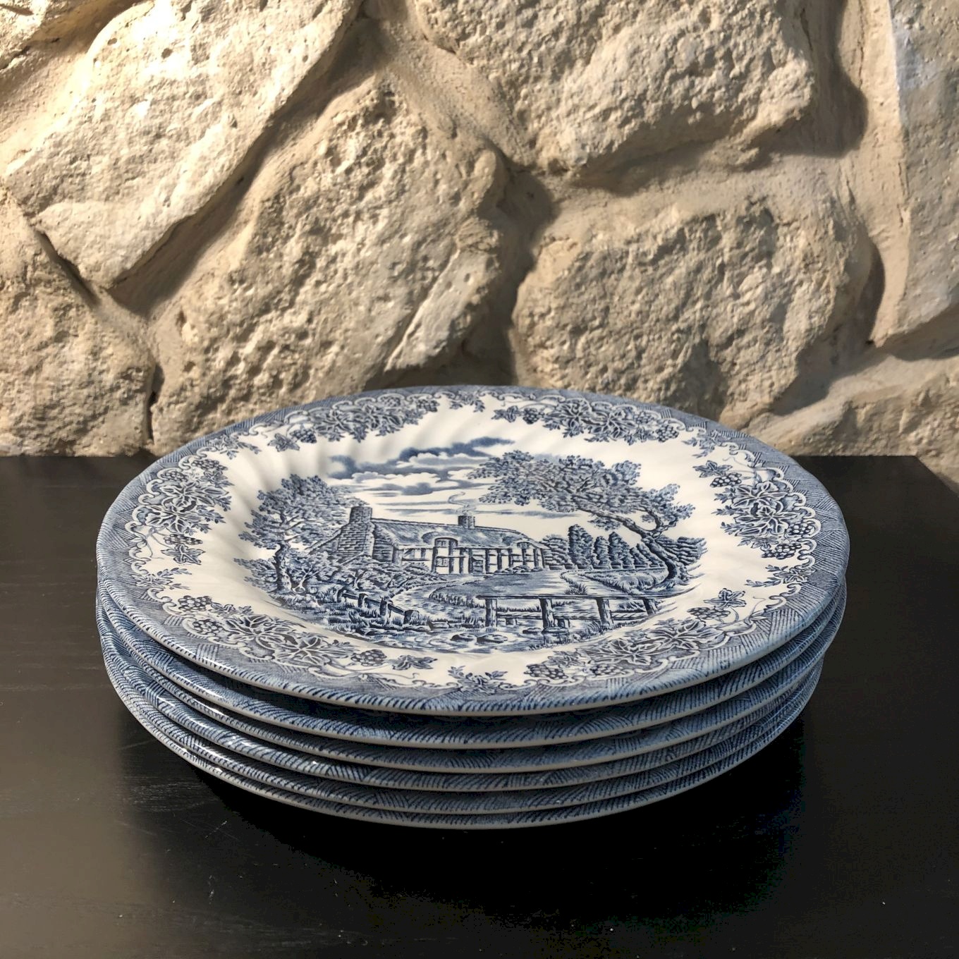 Assiettes plates - Vendu