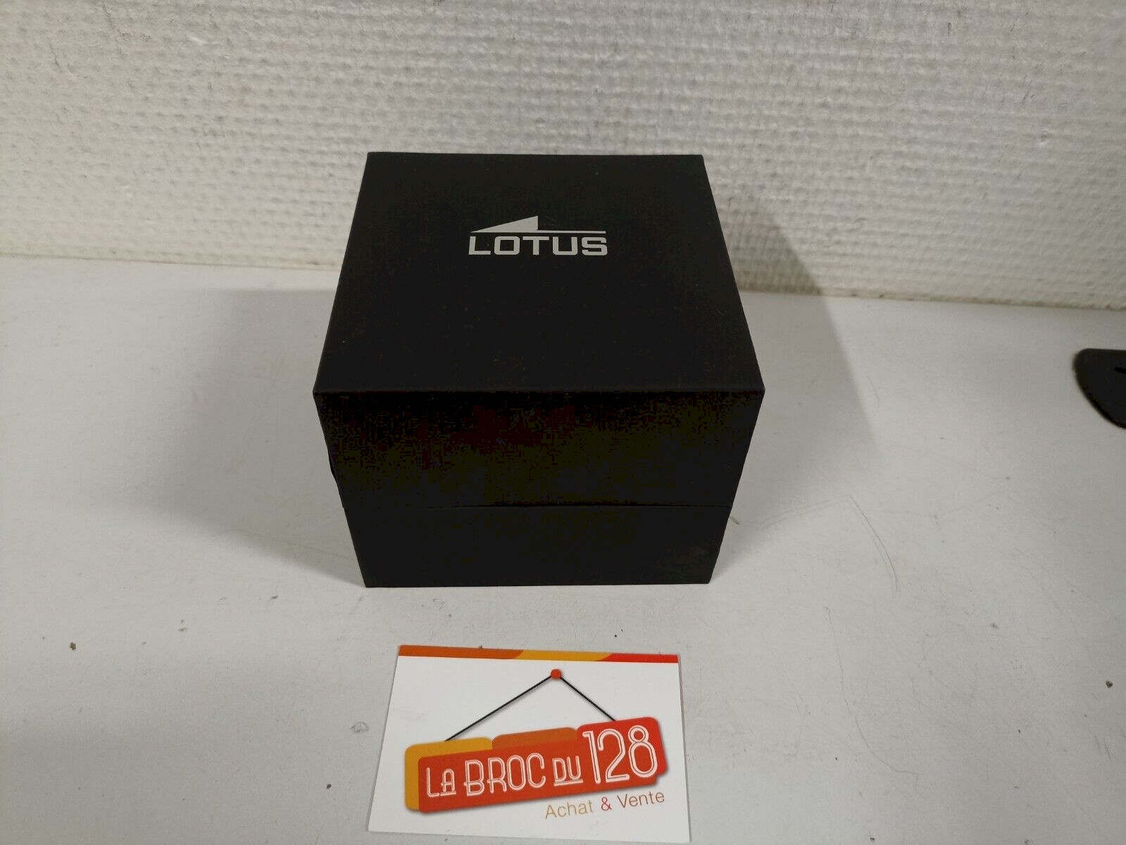Boite coffret pour montre Lotus Noir Bois - Vendu