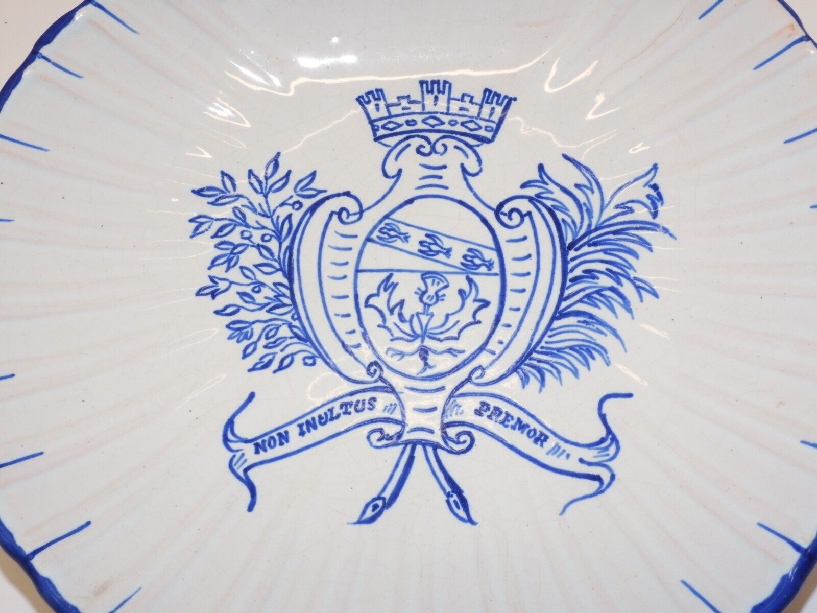 * COUPE ASSIETTE CERAMIQUE ST CLEMENT GALLE NANCY BLASON NON INULTUS ...