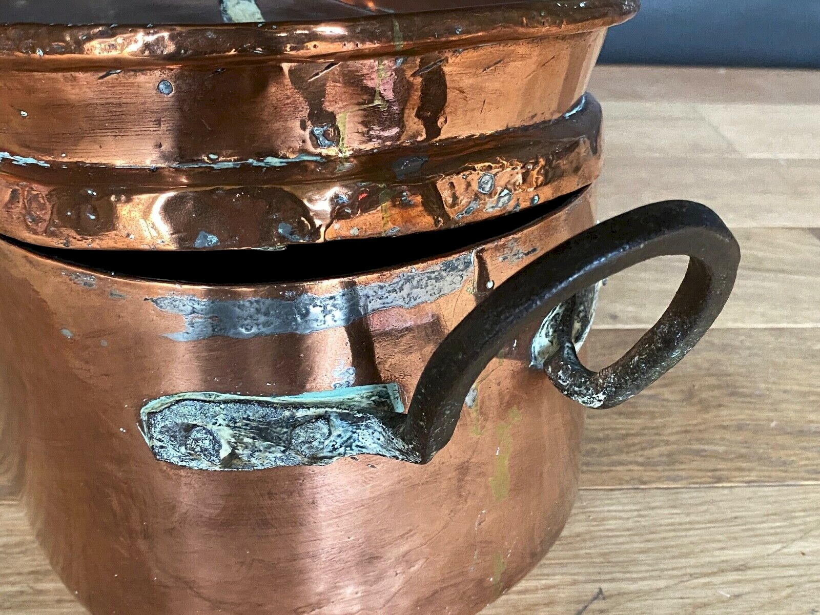 DAUBIERE EN CUIVRE FIN XIXEME AVEC SON COUVERCLE FERRONNERIE L1335 Doré ...