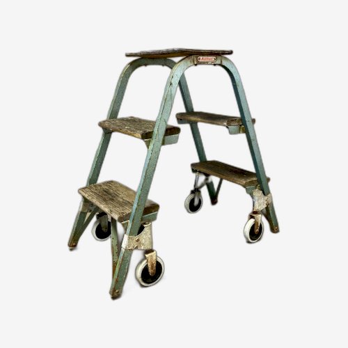 ESCABEAU INDUSTRIEL 1950 ROULANT ET DÉCORATIF. Vintage Bleu/Naturel - Vendu