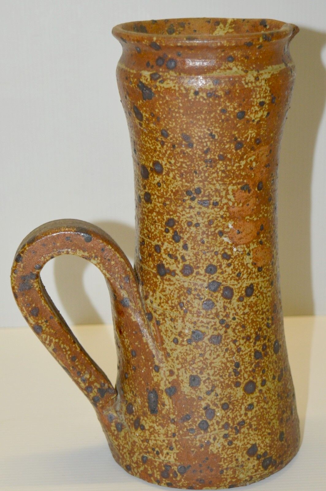 JOLI GRAND PICHET en GRES MOUCHETE 1950 ART DECO TABLE vitrine collection vase Grès Abstrait - Vendu