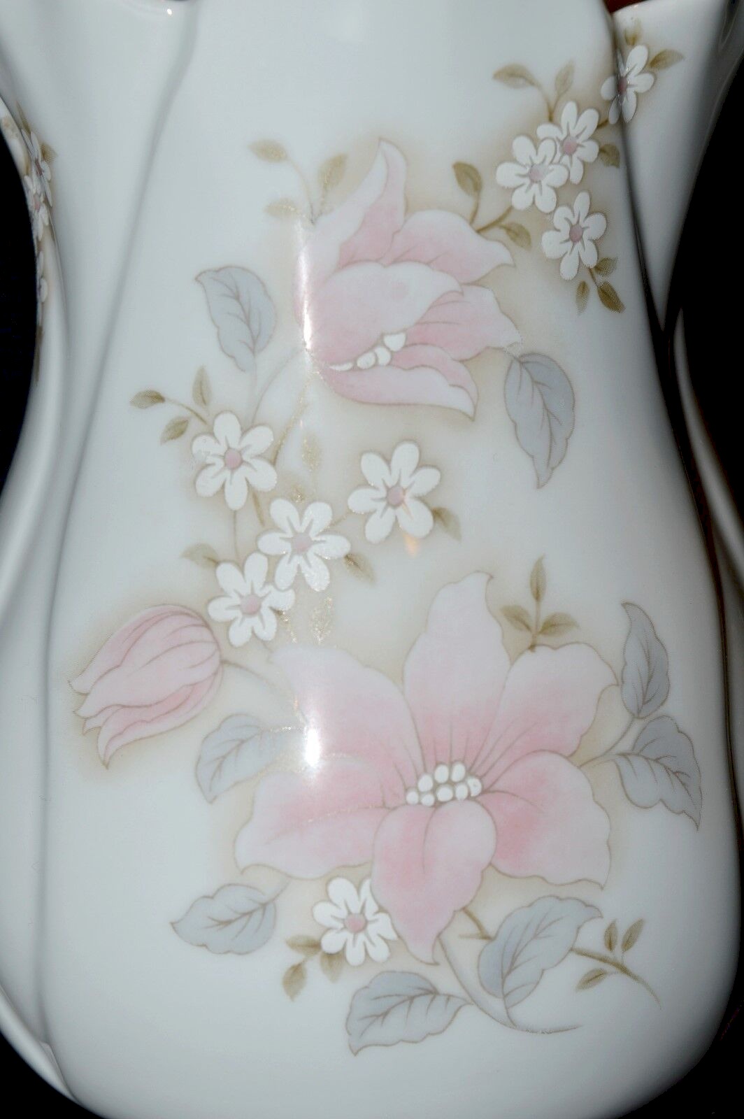*JOLI VASE COROLLE fond Blanc Décor FLEURS ROSES et BLANCHES neuf fond ...