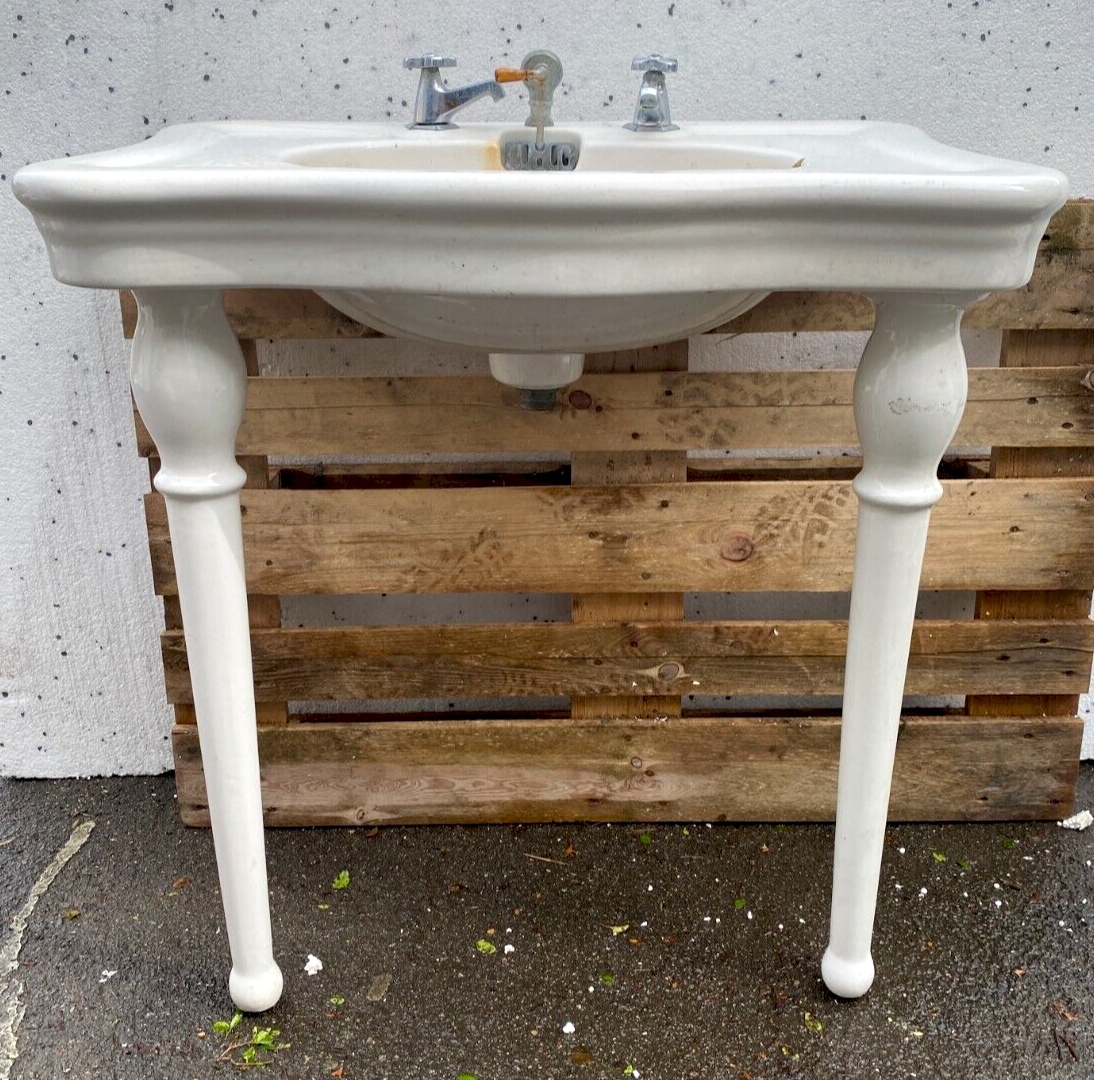 Lavabo simple vasque a piètement en colonne émaillée Art Déco XX siècle ...