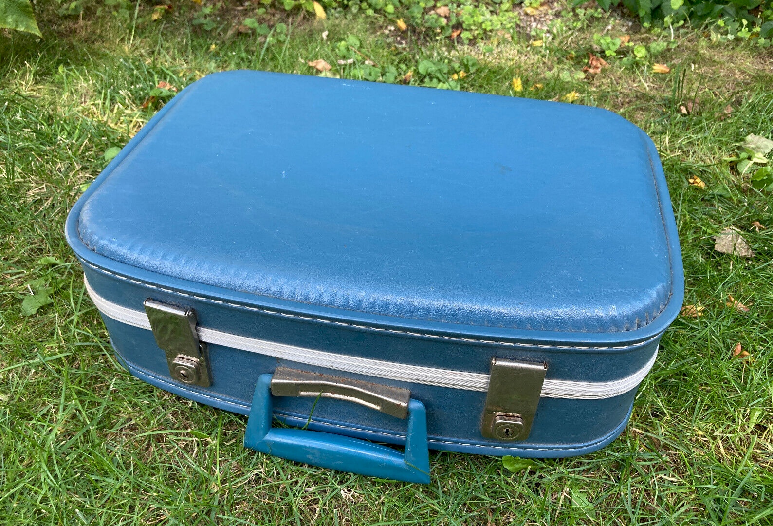 Mini Valise Vintage bleue - avec son miroir Cuir