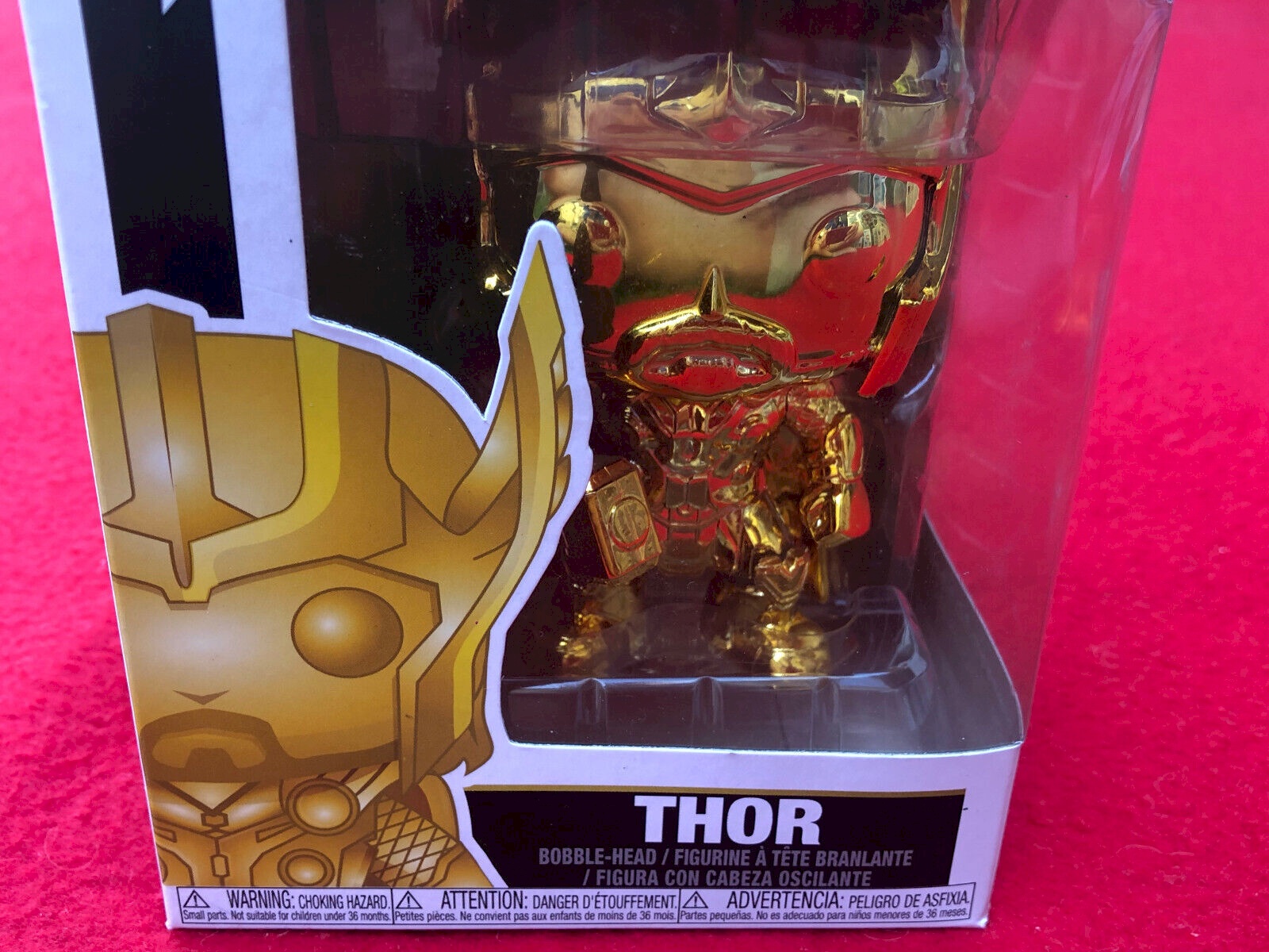 POP N°381 Marvel Stud10s Thor Doré Plastique - Vendu