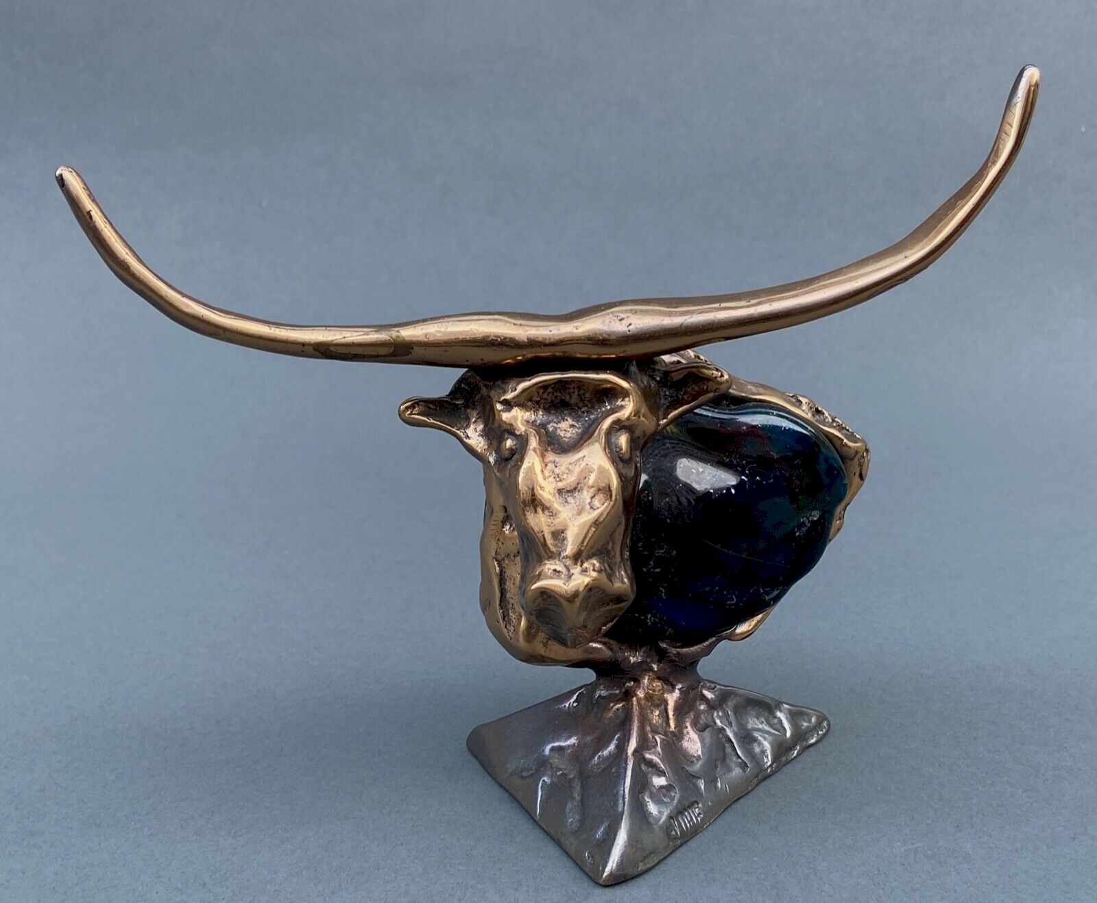 SCULPTURE PAR YVES LOHE TAUREAU EN BRONZE ET PATE DE VERRE XXE M1228 ...