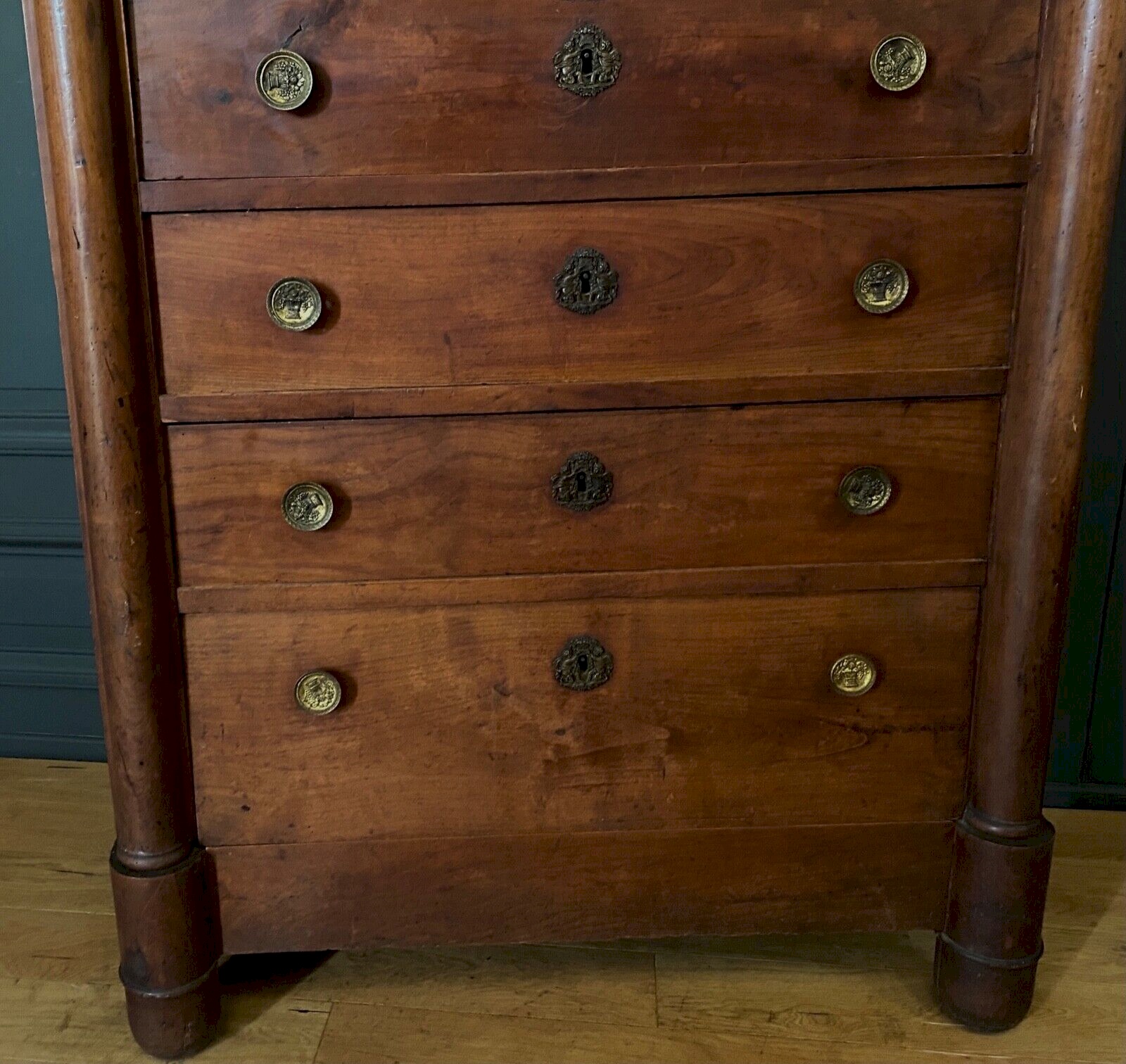 SEMAINIER EPOQUE EMPIRE EN NOYER DEMI COLONNES SEPT TIROIRS L2070 ...