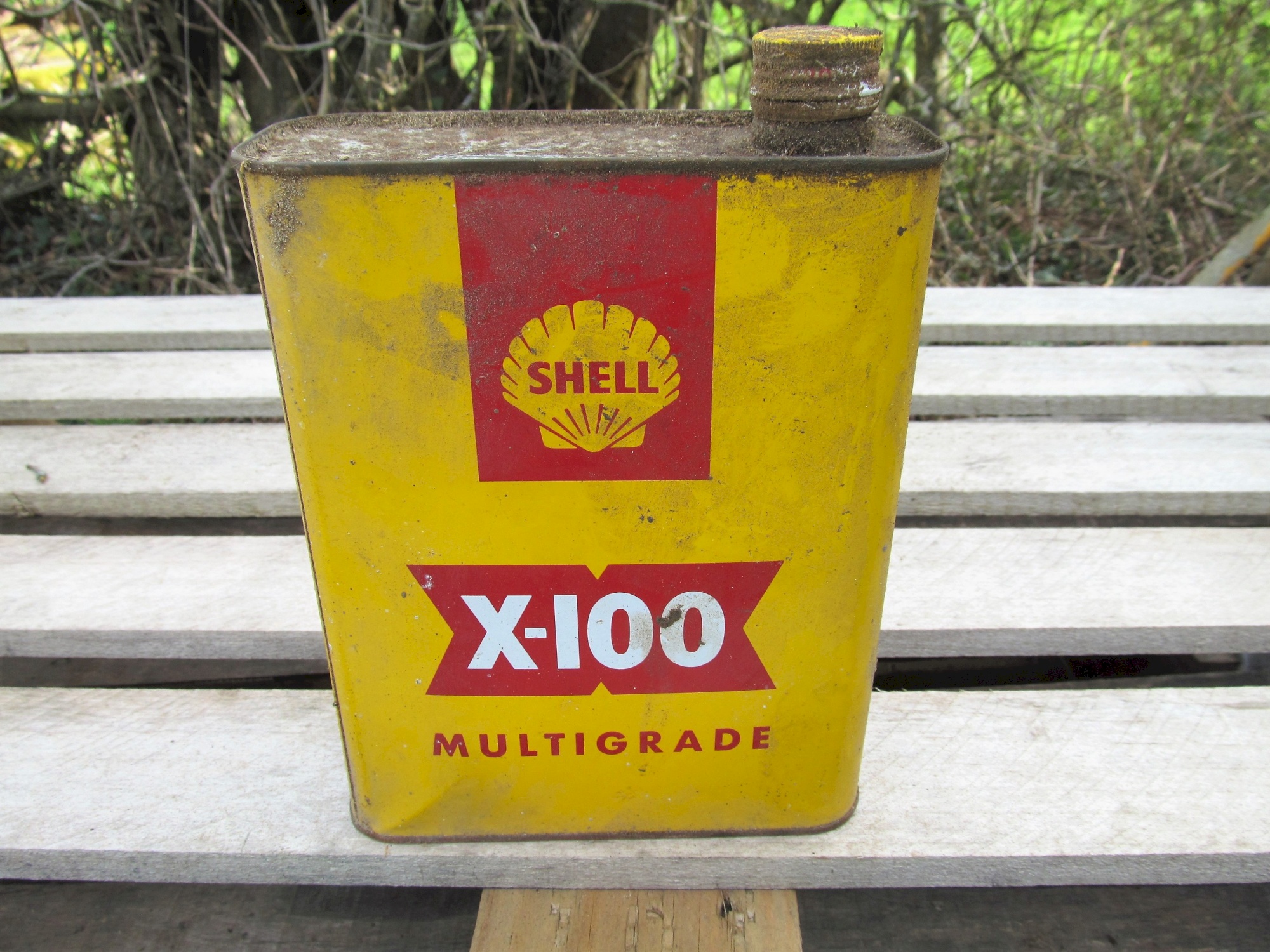 Shell X100 old French oil tin shell bidon huile x100 publicity man cave ...